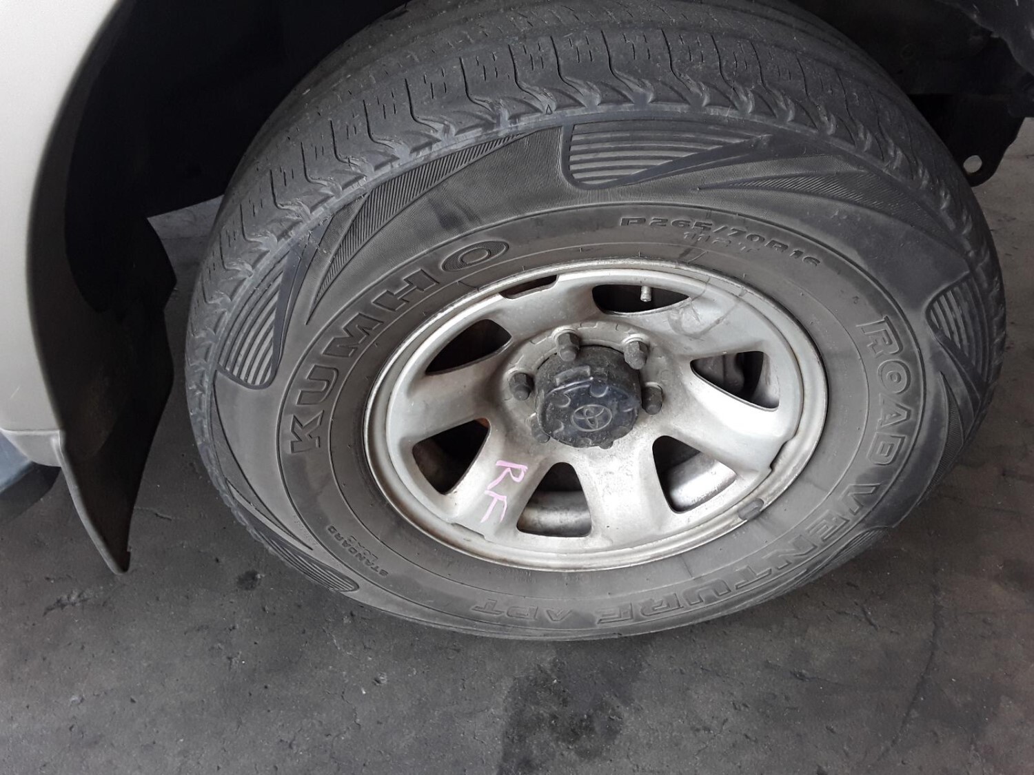 TOYOTA PRADO GLX 95 SERIES 16 X 7 INCH STEEL WHEEL 133246