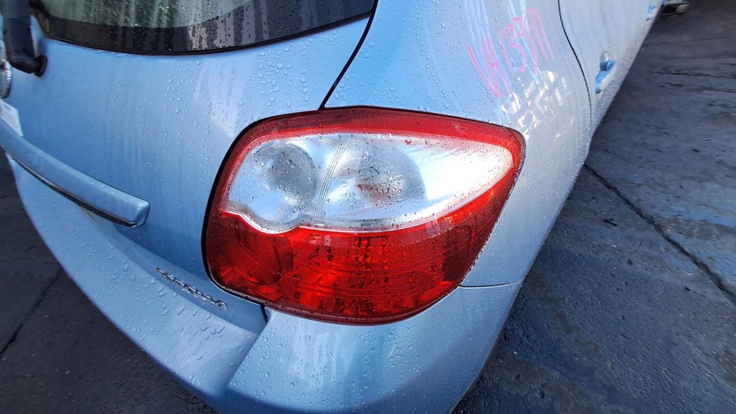 Toyota Corolla Right Front Door Window For Sale | Wholesale Car Parts