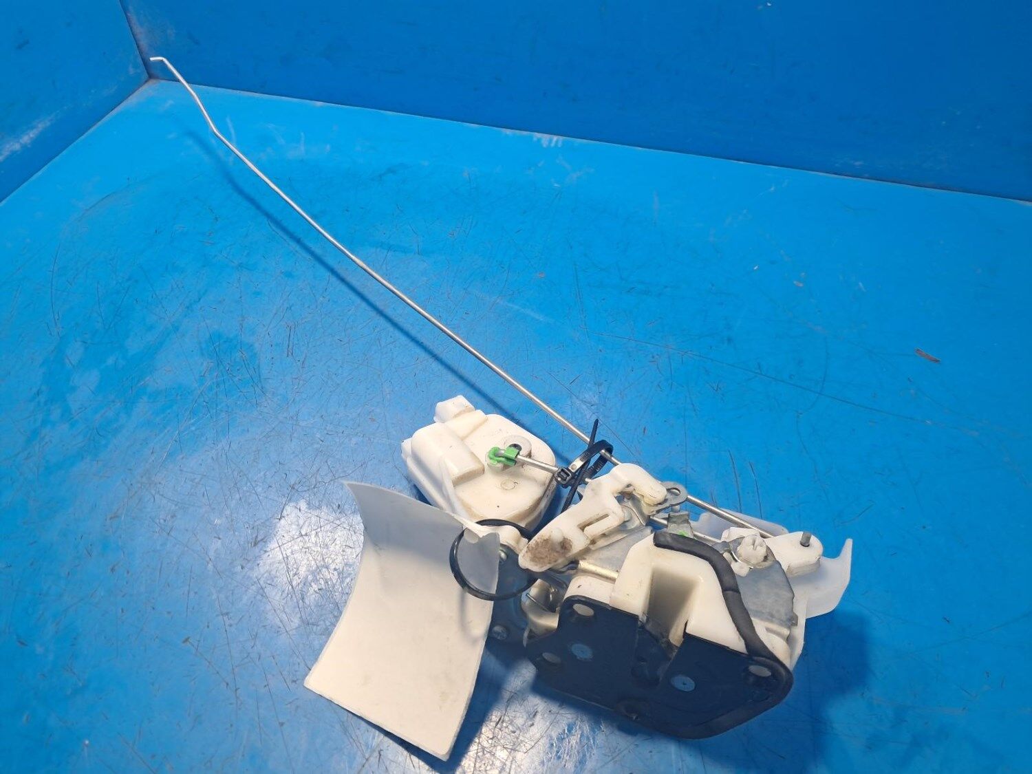 Mitsubishi Pajero Door Boot Gate Lock For Sale | Wholesale Car Parts