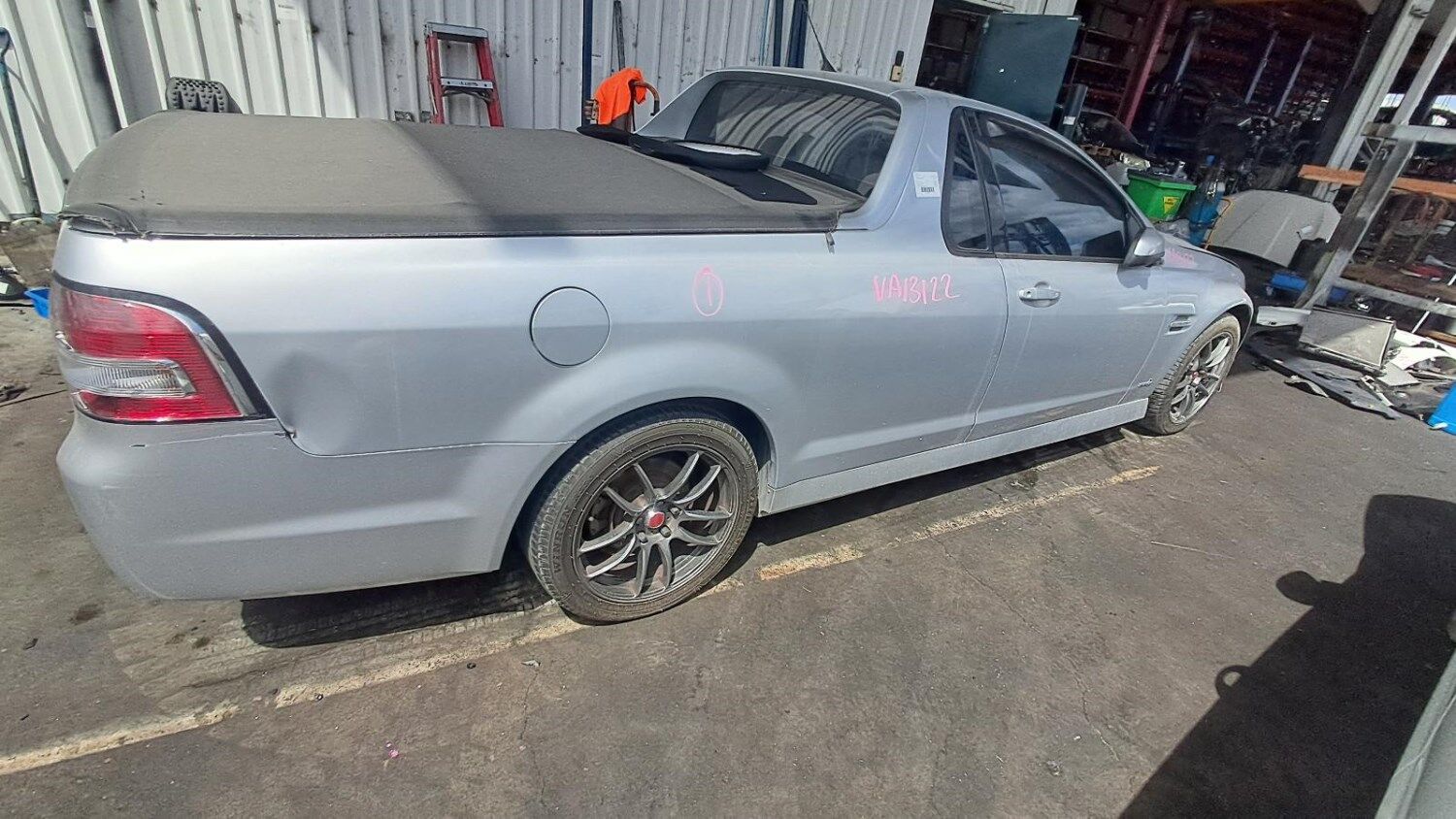 Holden Commodore Right Rear Side Glass For Sale | Wholesale Car Parts