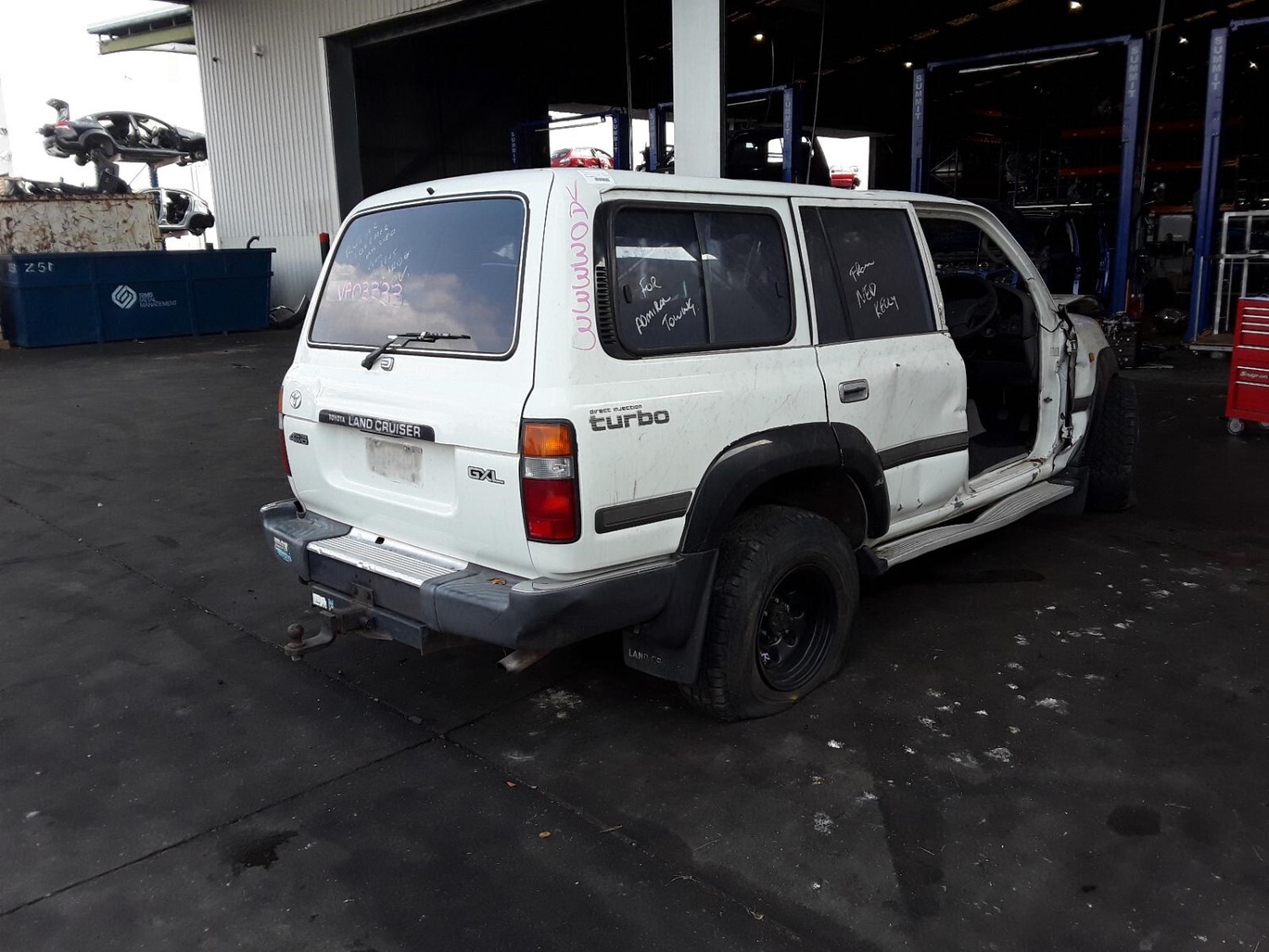 TOYOTA LANDCRUISER 80 SERIES RIGHT REAR DOOR LOCK TMP-469876