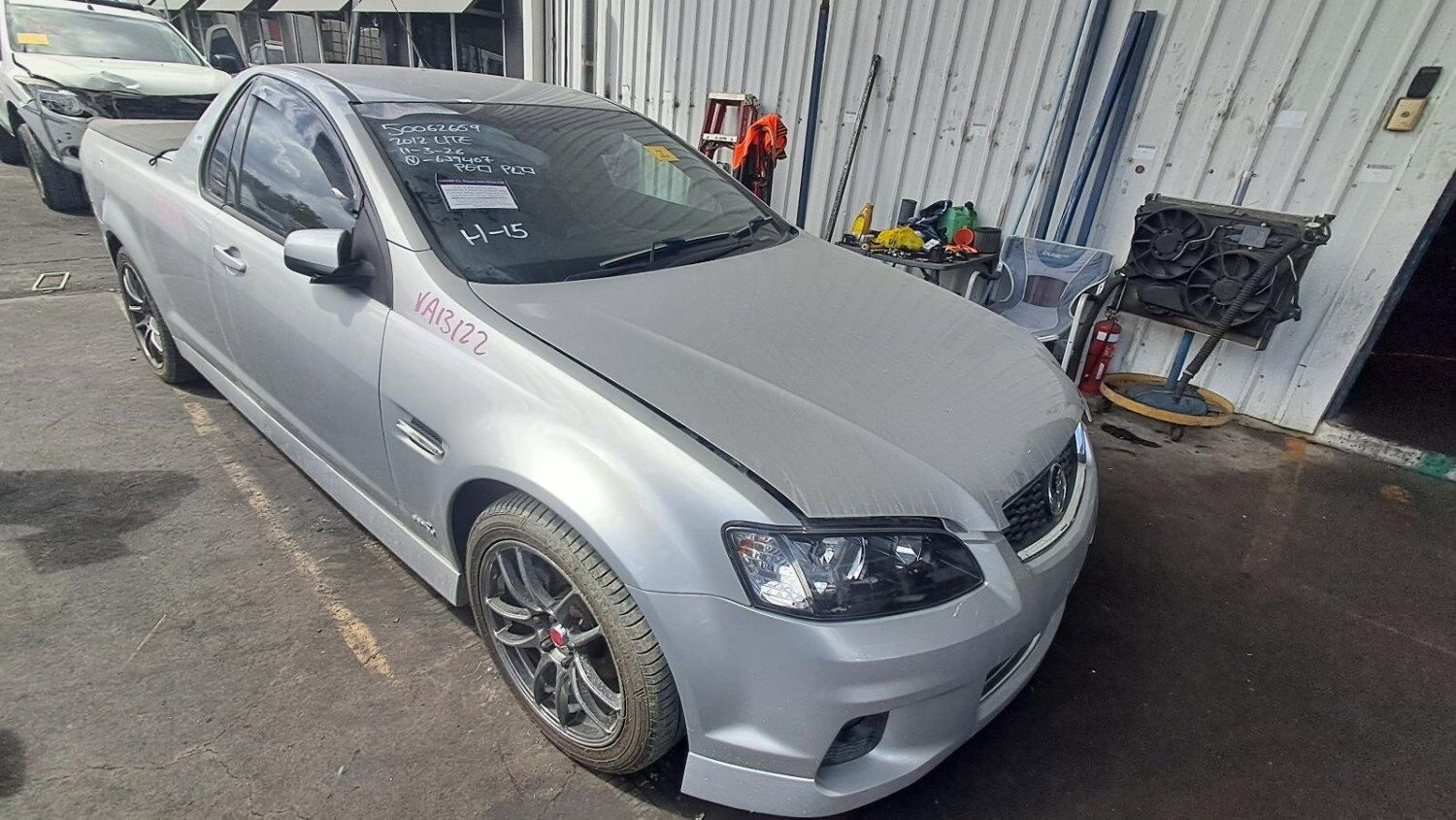 Holden Commodore Right Rear Side Glass For Sale | Wholesale Car Parts
