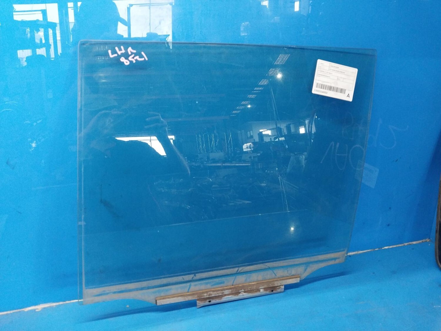 Toyota Landcruiser Left Rear Door Window For Sale | Wholesale Car Parts