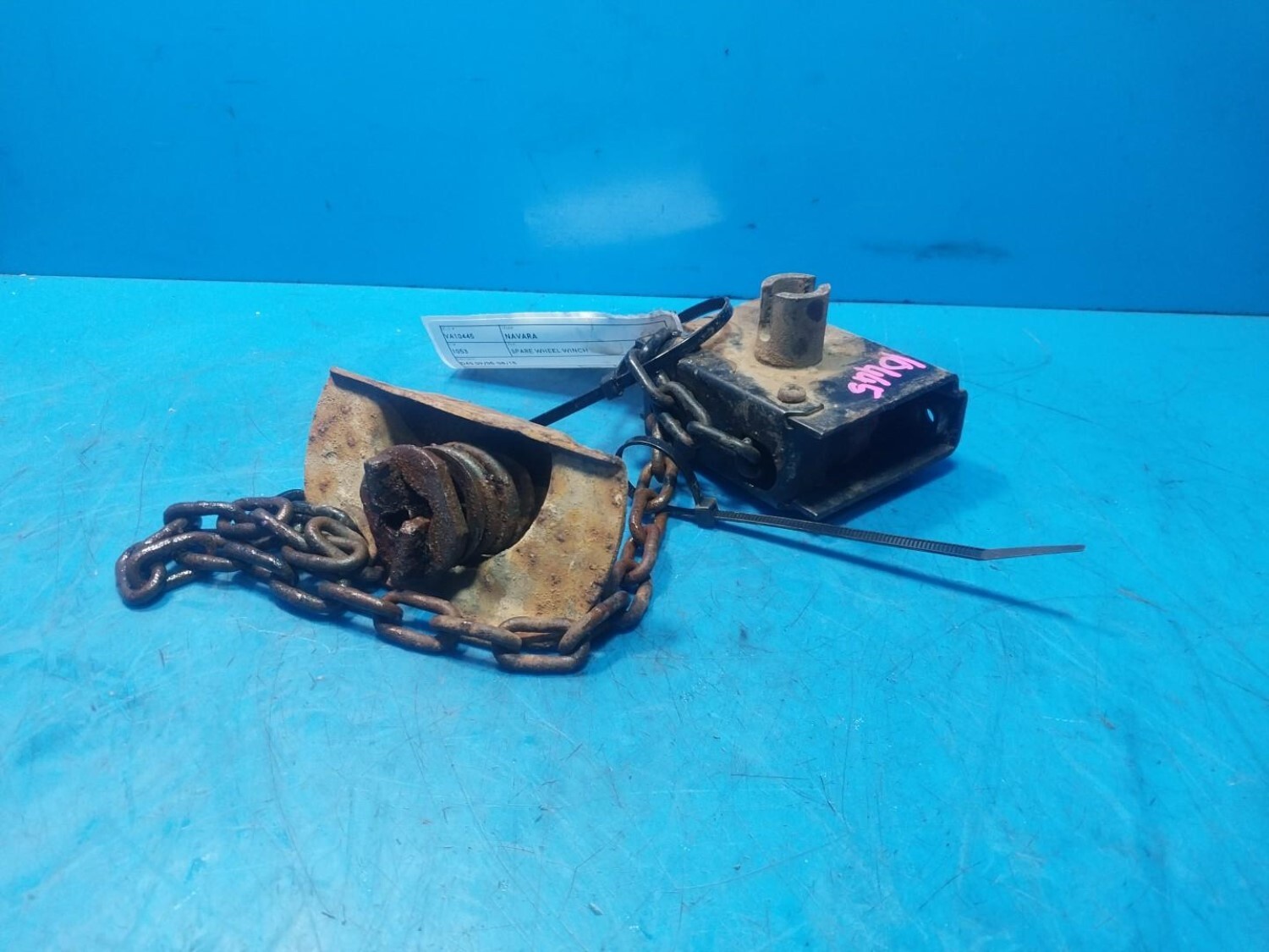 Nissan navara d40 spare wheel winch store