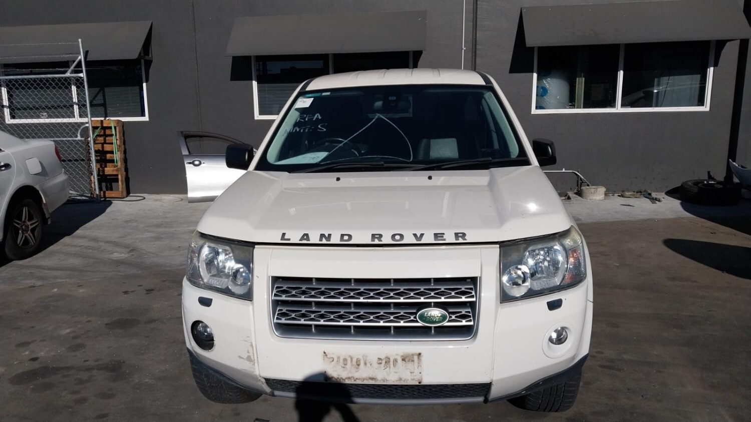 Land Rover Freelander Rear Garnish For Sale | Wholesale Car Parts