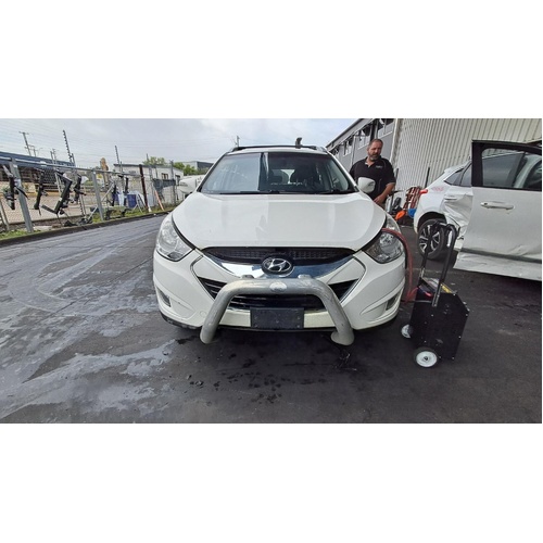 Hyundai Ix35 Owners Handbook For Sale | Wholesale Car Parts